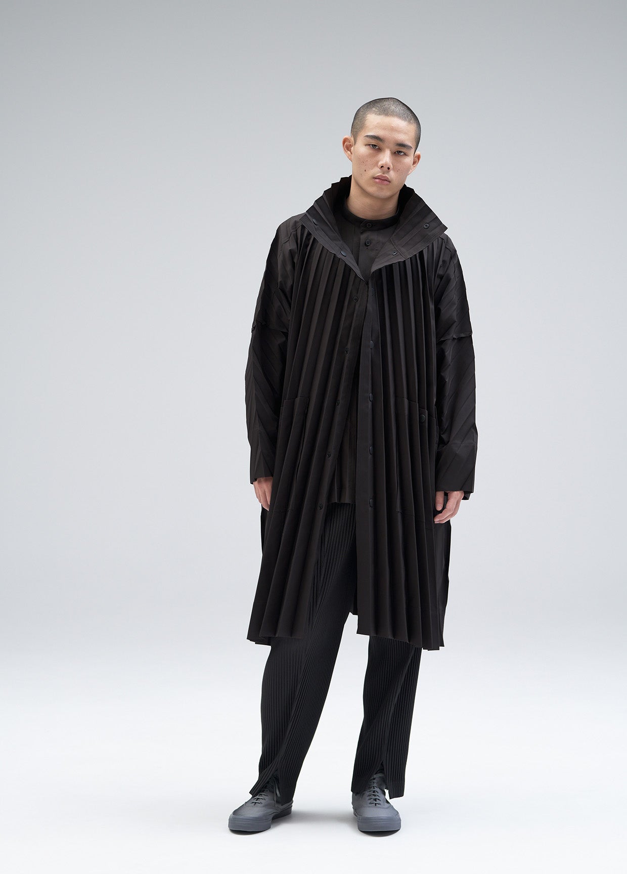 HOMME PLISSÉ ISSEY MIYAKE AUTUMN WINTER 2021/22 コレクション29 – isseymiyake.com