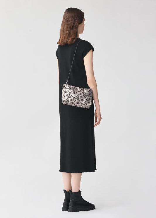 バッグ＆財布／ショルダーバッグ – Page 2 – isseymiyake.com