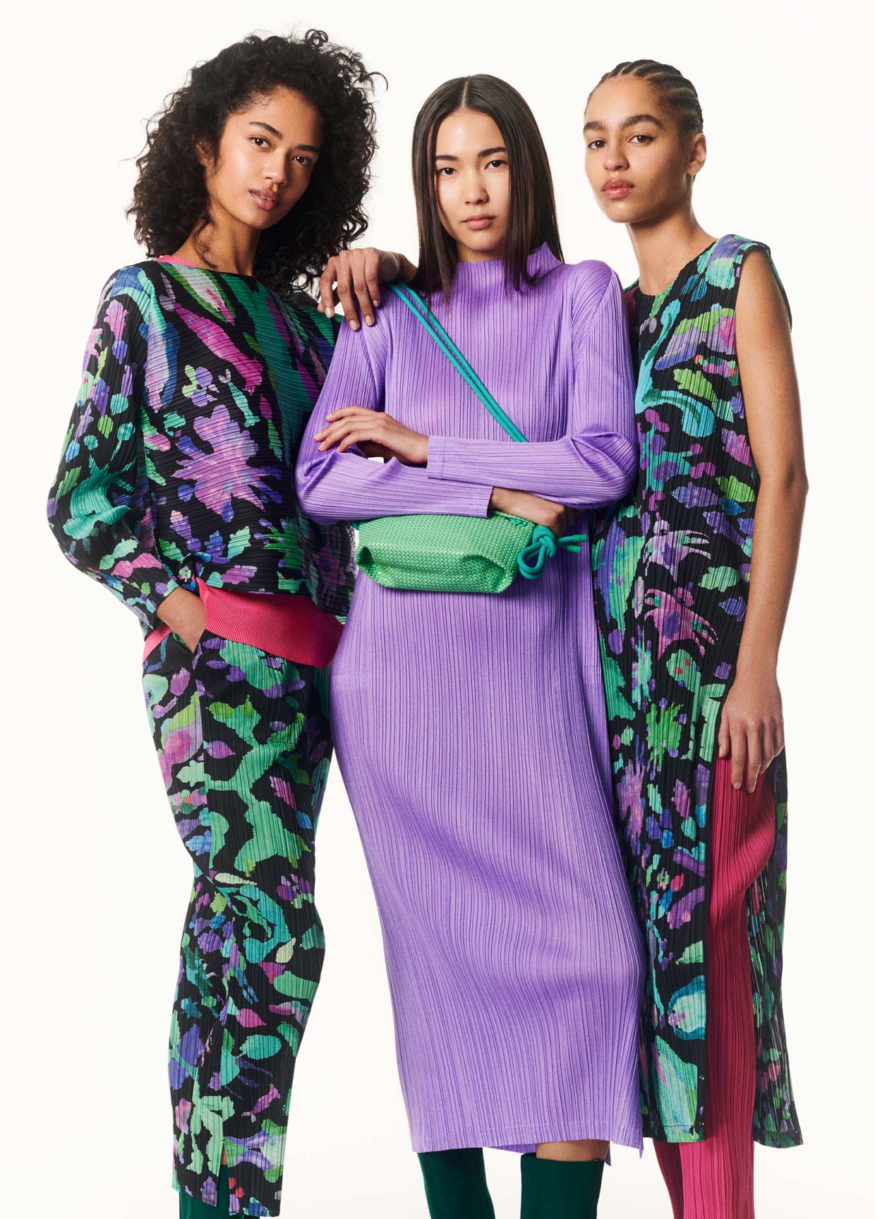 PLEATS PLEASE ISSEY MIYAKE ルック – isseymiyake.com